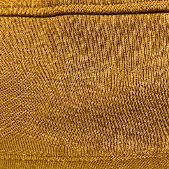 Universal Thread | Tops | Universal Thread Soft Fleece Sweatshirt Nwt ...